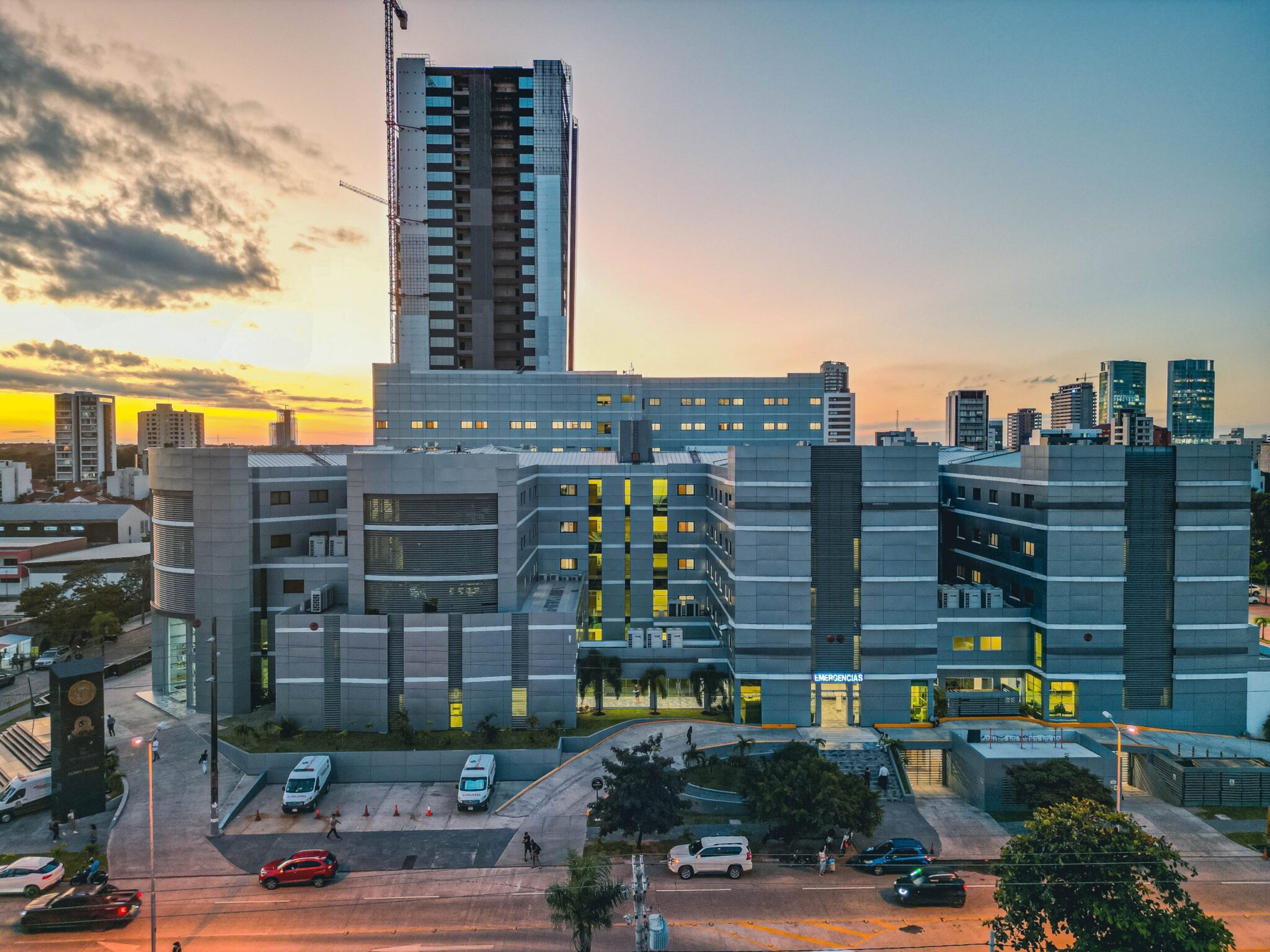 Universidad de Aquino Bolivia – Un Faro de Excelencia Educativa en ...